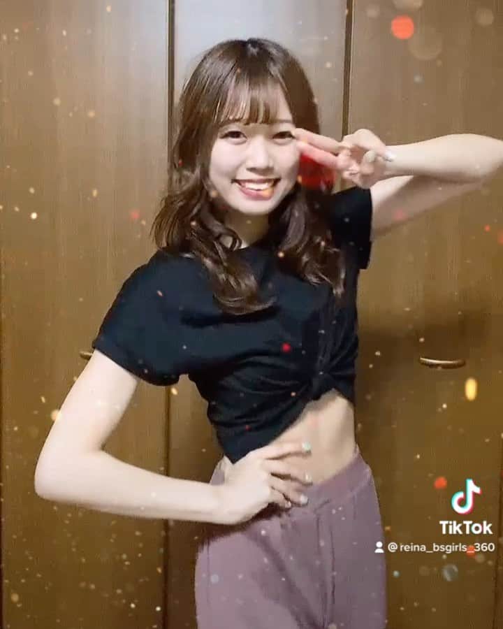 REINAさんのインスタグラム動画 - (REINAInstagram)「﻿ ﻿ BTS × NiziU🖤💜﻿ 踊ってみました( ˆ ˆ )﻿ ...