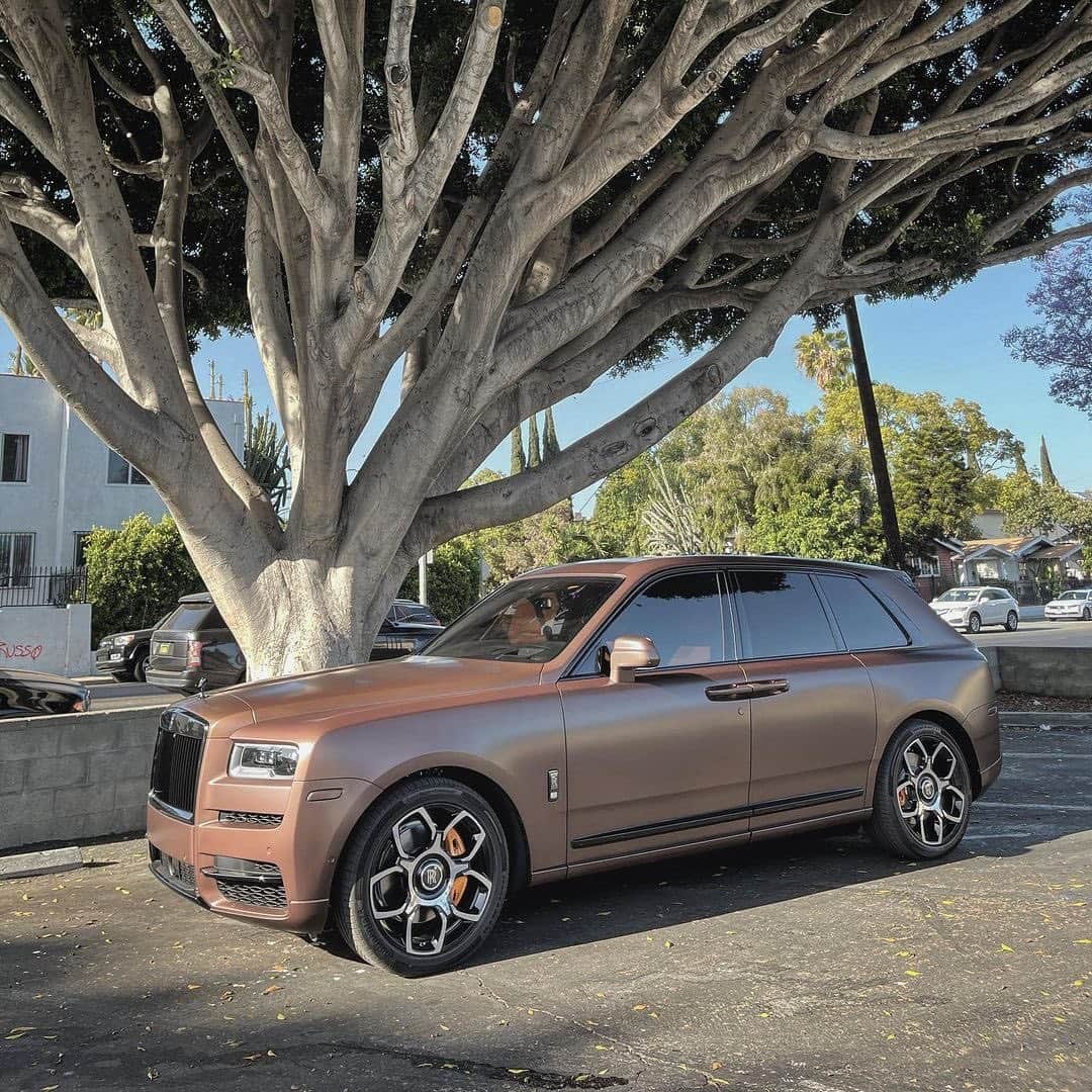 CarsWithoutLimitsさんのインスタグラム写真 - (CarsWithoutLimitsInstagram)「Chocolate ...