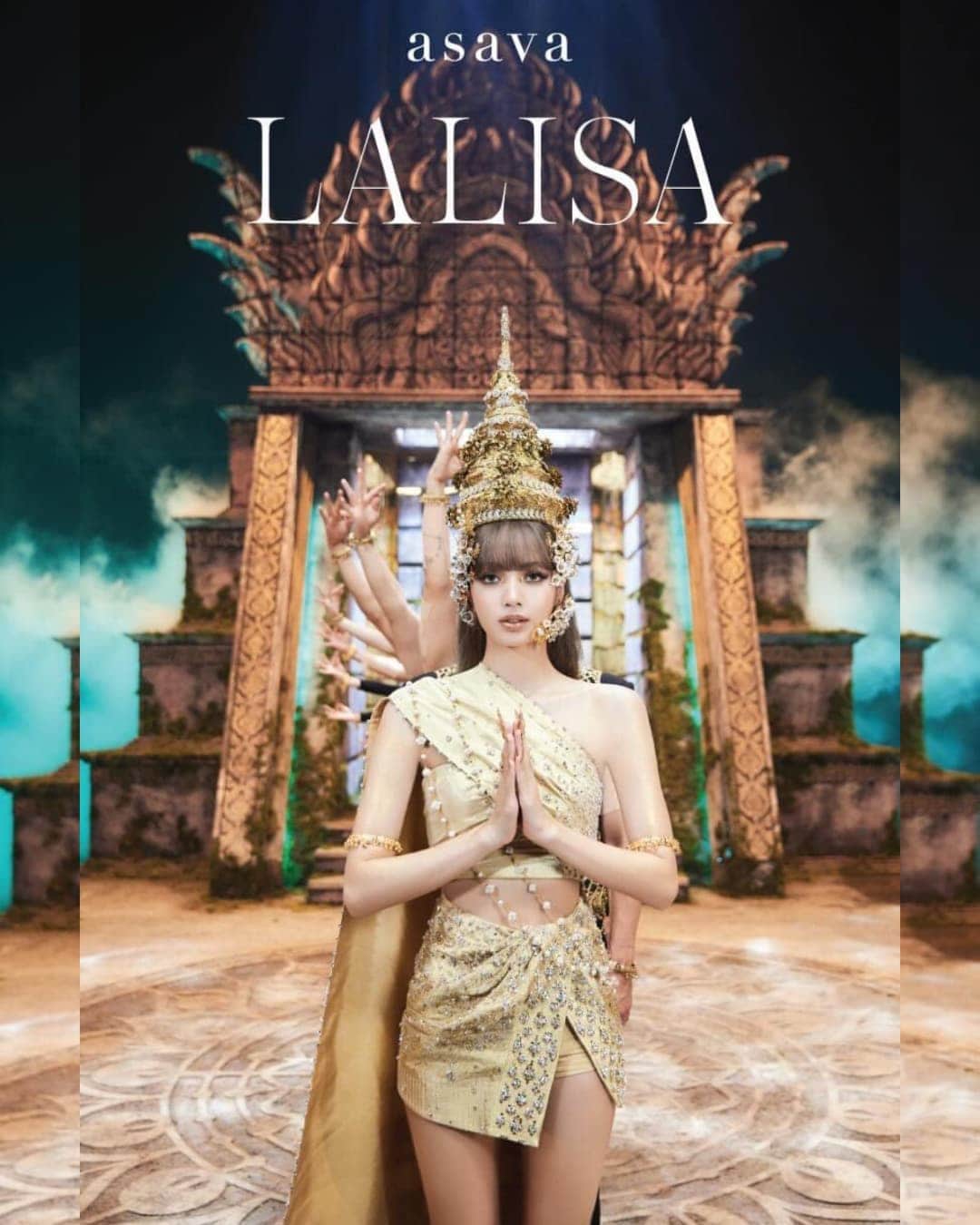 リサさんのインスタグラム写真 - (リサInstagram)「Queen LISA in her traditional dress made ...