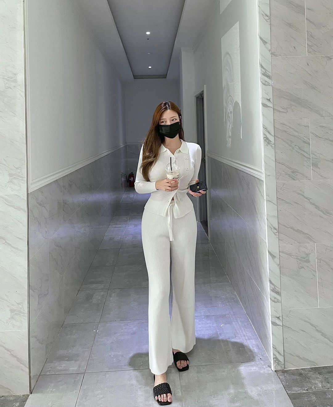 Choi Somiさんのインスタグラム写真 - (Choi SomiInstagram)「⠀⠀⠀⠀ #글랜더 #glander 꾸안꾸 ߮߰🖤 ...