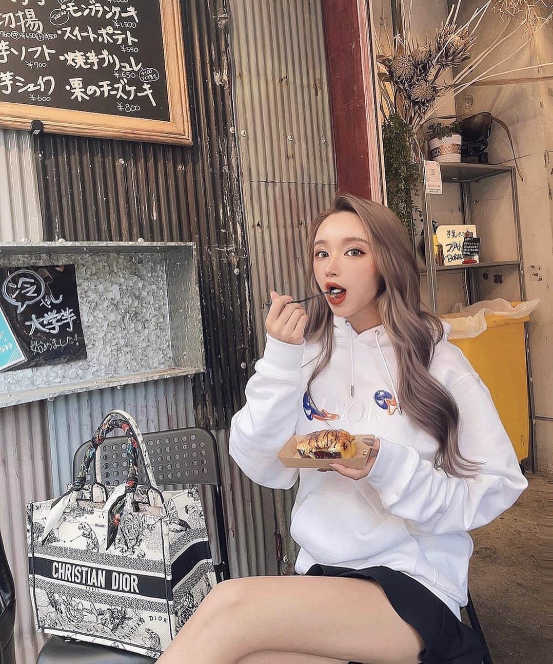 Yurikaさんのインスタグラム写真 Yurikainstagram 「⁡ ⁡ さつまいも🍠🍠 お芋だいすきー！！ ⁡ この時期最高💜