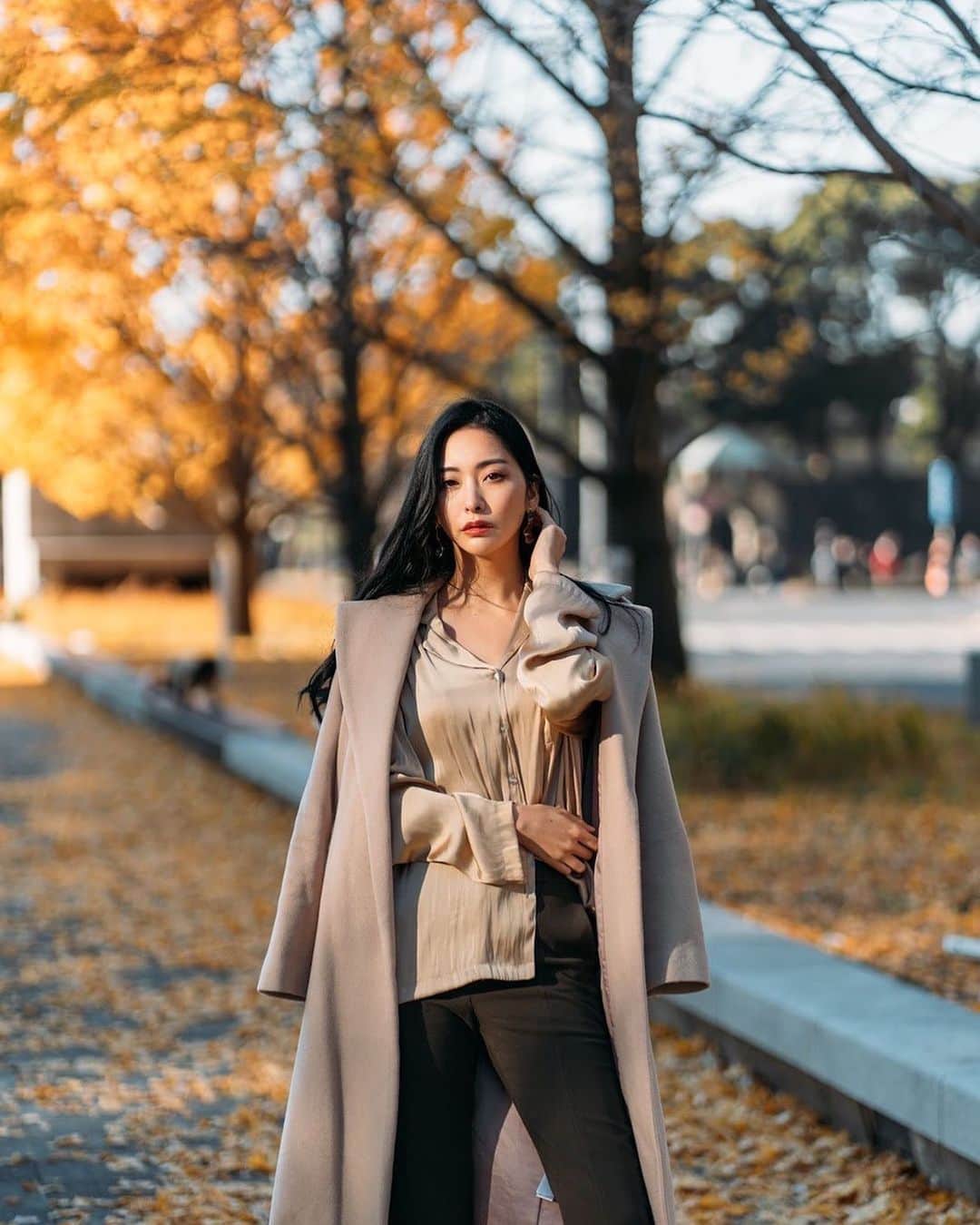 南真琴さんのインスタグラム写真 - (南真琴Instagram)「. . 🍁🍁🍁 @akira.photographer . #model#gravure#racequeen# ...