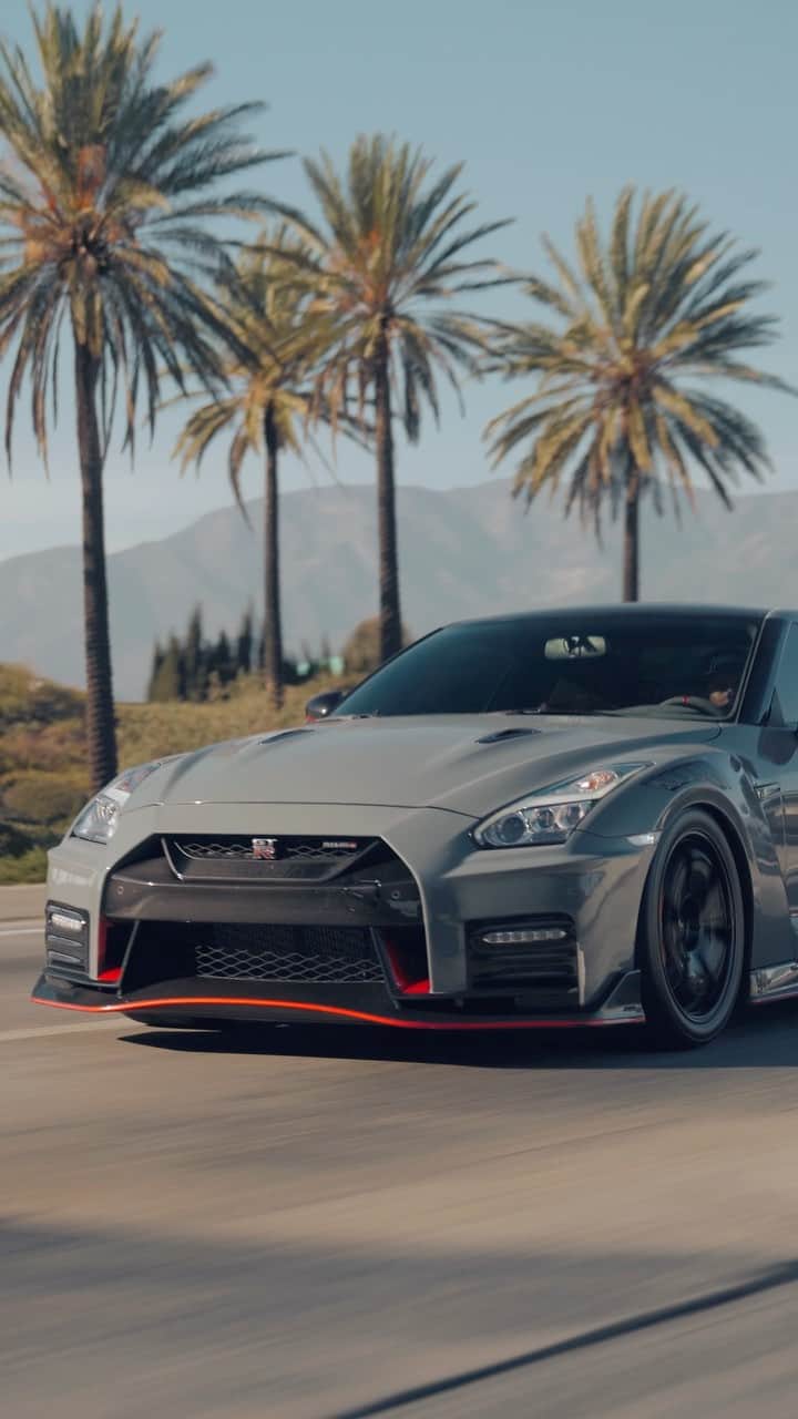 Nissanさんのインスタグラム動画 - (NissanInstagram)「Check out how the #nismo #GTR ...