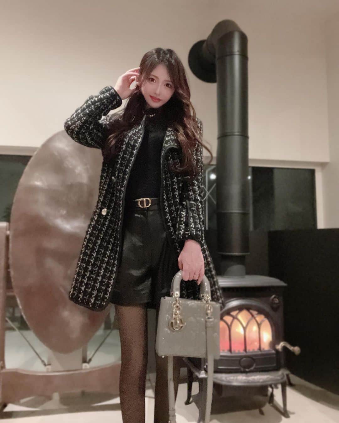 Rinkaさんのインスタグラム写真 Rinkainstagram 「🧥👢🤎 お洋服は全身 Zara で アクセサリーとバッグは
