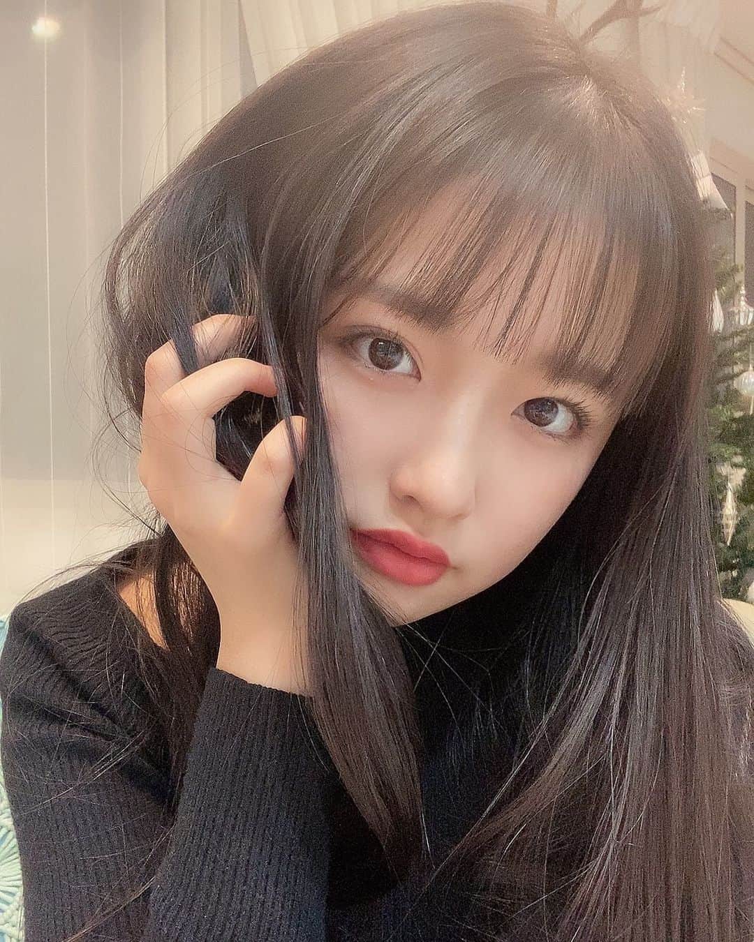 りりさんのインスタグラム写真 - (りりInstagram)「上げ直し🙃 ツリーなおさないと、、、、、🙃 #showroom #おりりroom #jmix #ジェイミックス #model ...