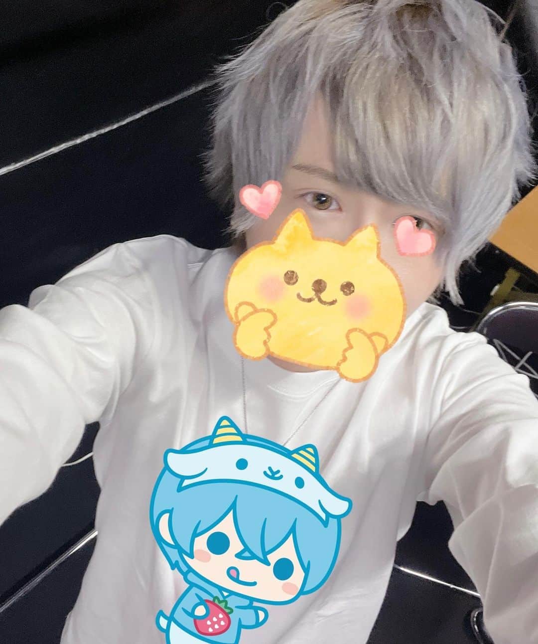 ころんさんのインスタグラム写真 - (ころんInstagram)「カラコンつけてみた👀 」1月30日 13時09分 - colon56n