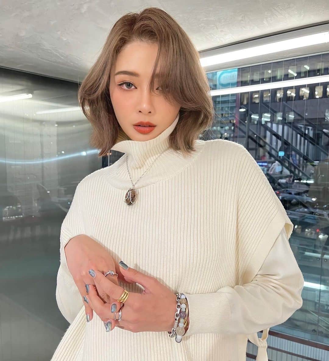 RiRiさんのインスタグラム写真 - (RiRiInstagram)「new hair🤍 @taiga_kirihigashi @shima ...