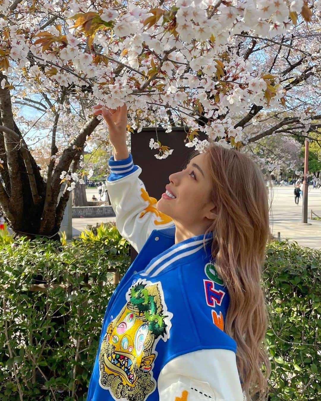 丹野珠里さんのインスタグラム写真 - (丹野珠里Instagram)「🌸🧥💙…→→→ 今週もおつのん ︎ #cyberjapan #junon ...