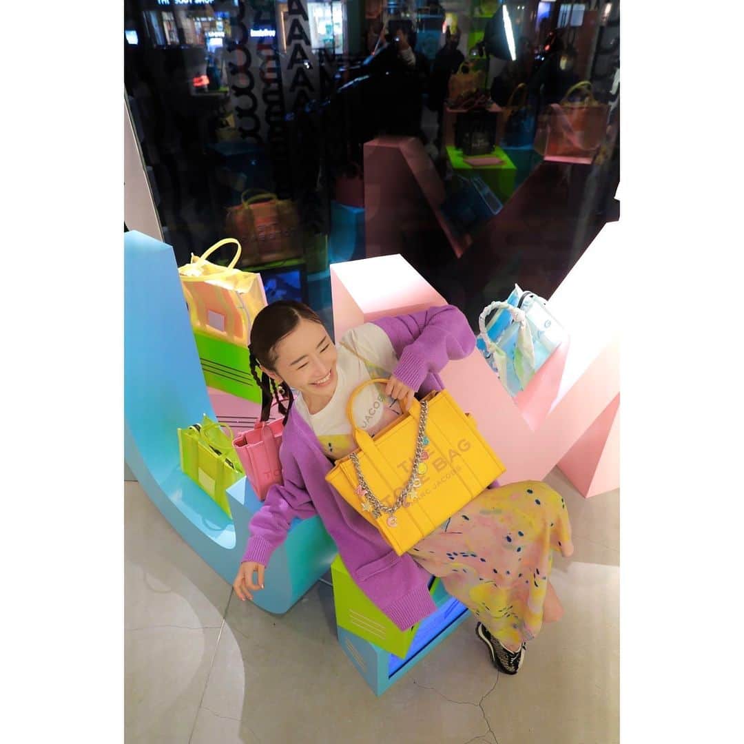 松本まりかさんのインスタグラム写真 - (松本まりかInstagram)「🍭 🍬MARC JACOBS spring 2022 ...