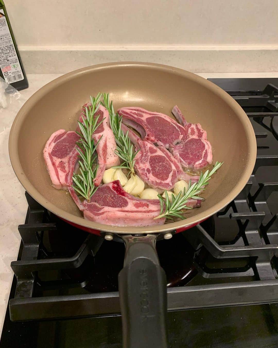 小倉優子さんのインスタグラム写真 - (小倉優子Instagram)「今日は、久しぶりにラムを焼きました☺️ 我が家の子供達、ラムが好きなん ...