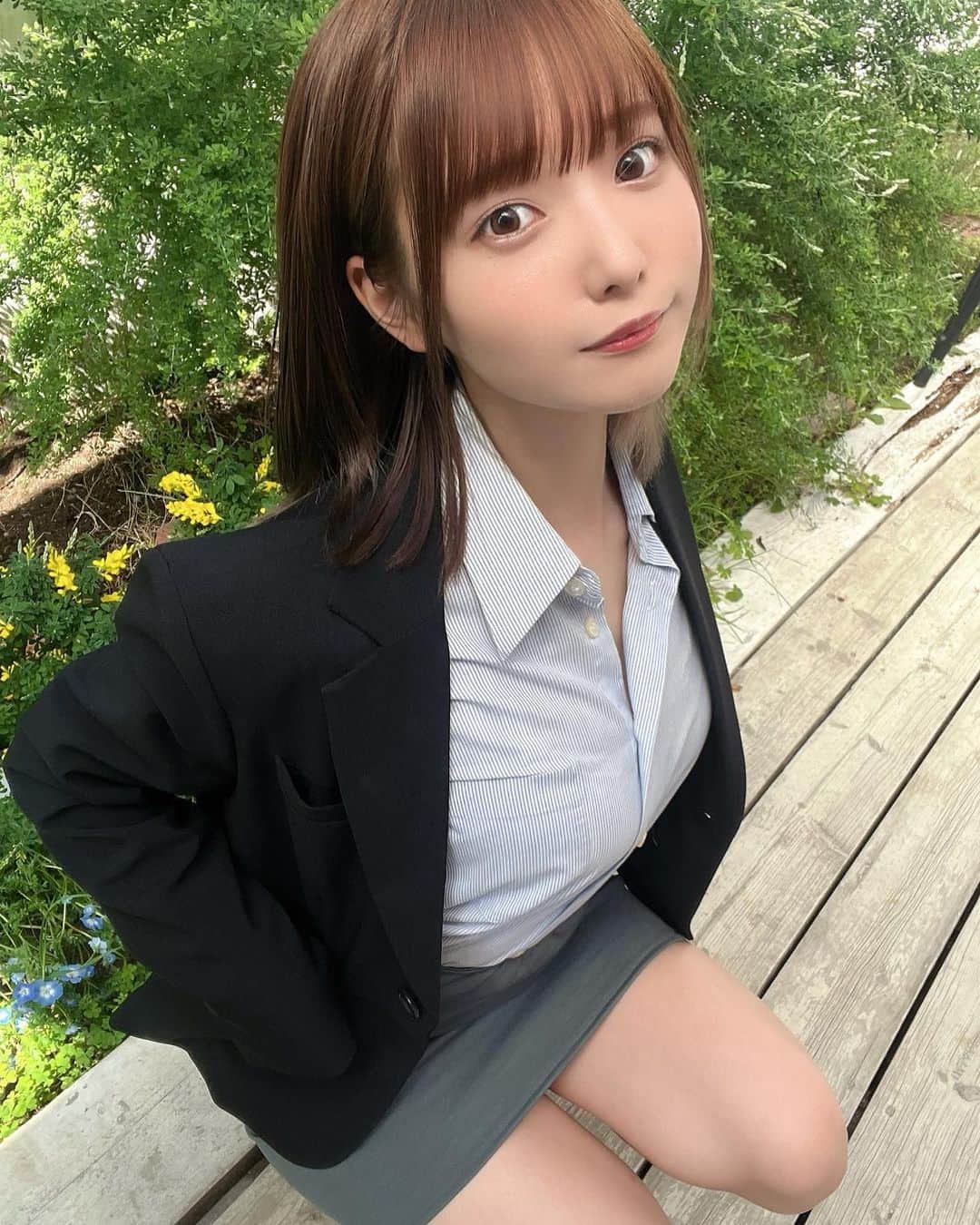 奥ゆいさんのインスタグラム写真 - (奥ゆいInstagram)「よそ見をするのはやめてよ(-_-)💘 #2i2 #アイドル #スーツ」5月20日 16時54分 - yui_oku