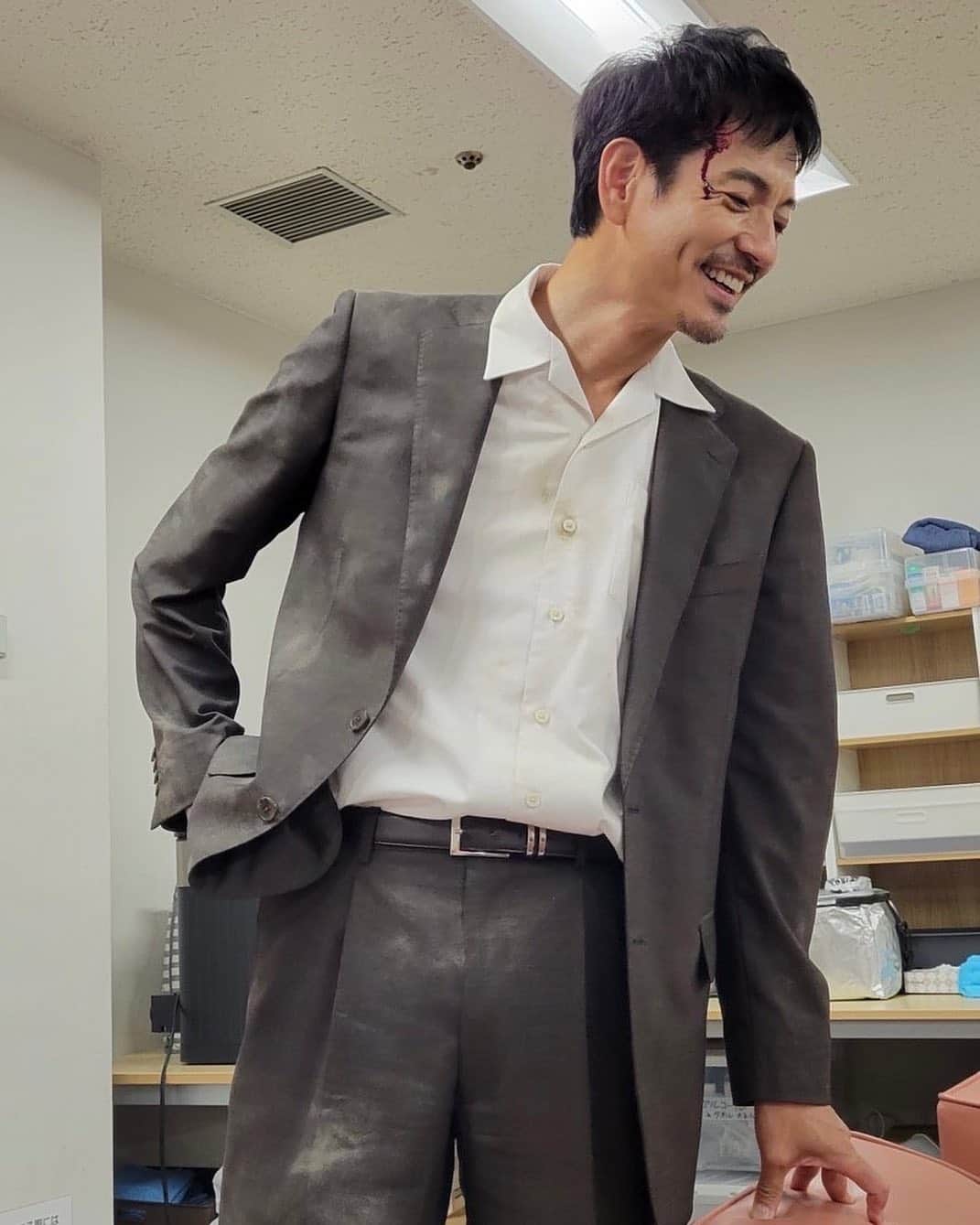 沢村一樹さんのインスタグラム写真 沢村一樹instagram 「セクシートークしてたら萌歌にボコボコにされました😌 みっちー「どうしたん