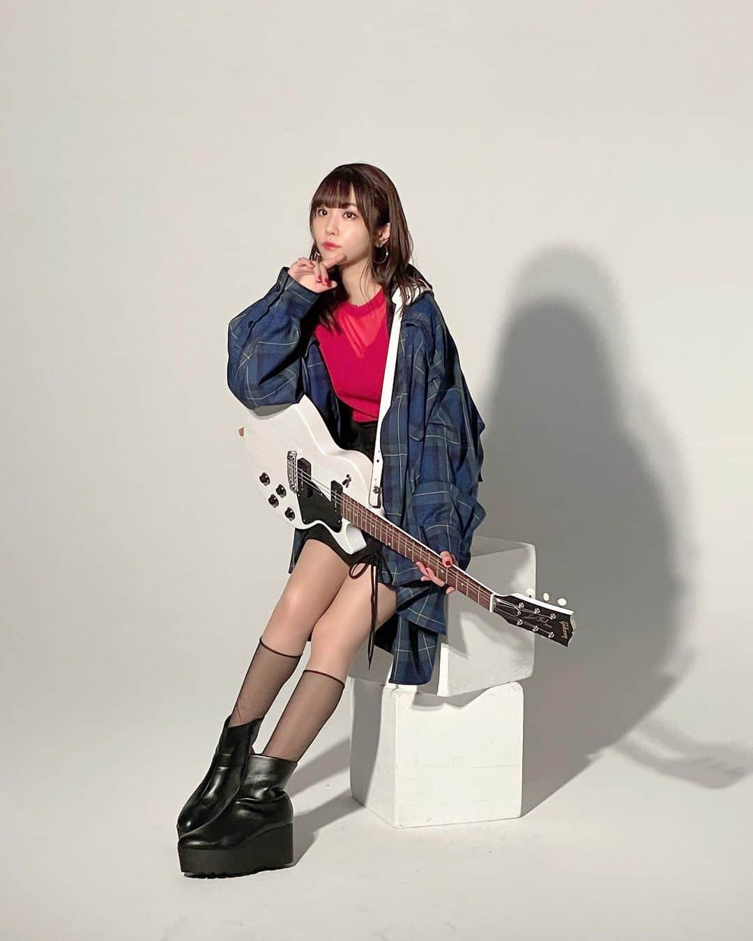 愛美さんのインスタグラム写真 - (愛美Instagram)「明日から7月☀️ アルバムリリース月です！ 愛美のアルバム「#AIMISOUND ...