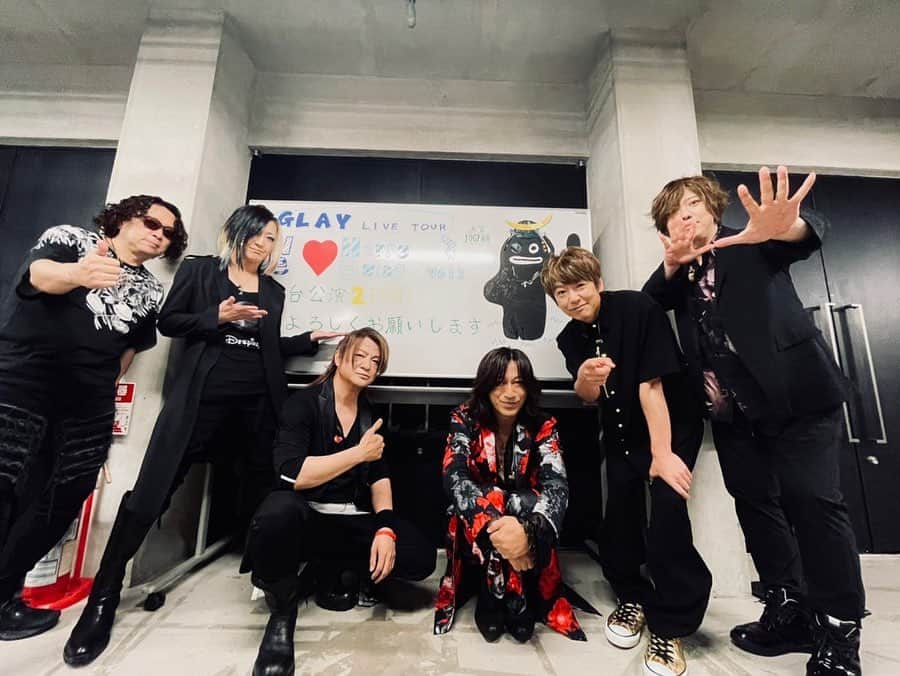 村山☆潤さんのインスタグラム写真 - (村山☆潤Instagram)「GLAY LIVE TOUR 2022 〜We♡Happy Swing〜 Vol.3 Presented by HAPPY ...