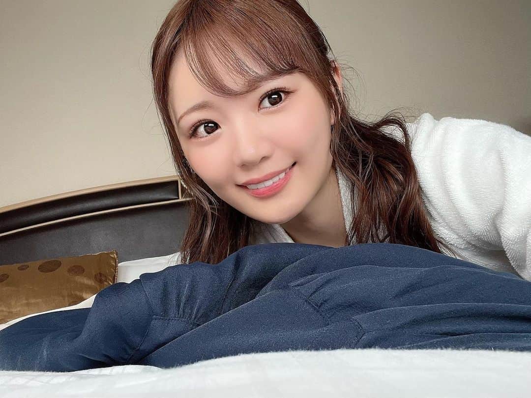 結城ののさんのインスタグラム写真 - (結城ののInstagram)「＃おはようございます 🧏‍♀️🌻」8月3日 11時34分 - yuki ...