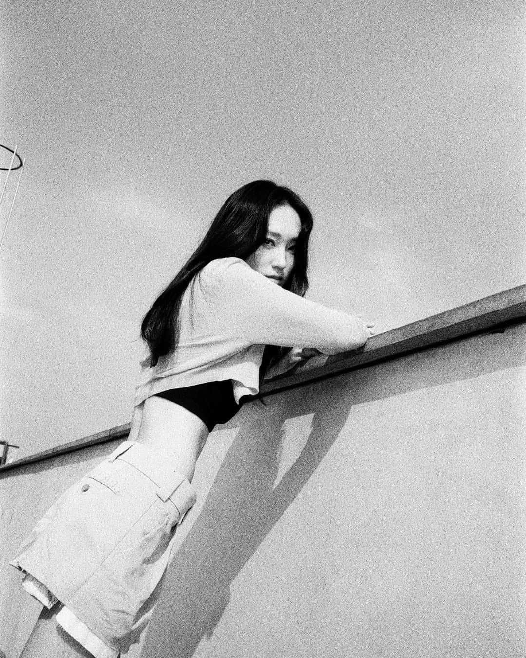 リュ・ヘヨンさんのインスタグラム写真 リュ・ヘヨンinstagram 「⚫️」8月30日 2時57分 Ryuniverse328