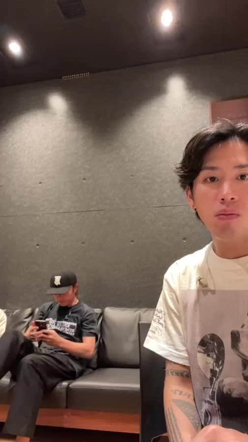 Taka さんのインスタグラム動画 - (Taka Instagram)「奇跡のコラボおきた。」8月10日 17時58分 - 10969taka