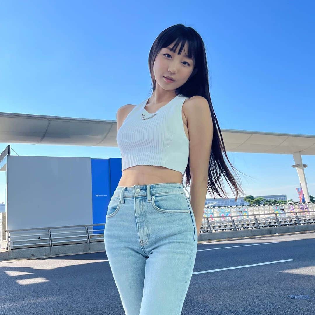 ピョ・ウンジさんのインスタグラム写真 - (ピョ・ウンジInstagram)「東京に無事到着しました 週プレオンラインサイン会楽しみ💕 일본에 ...