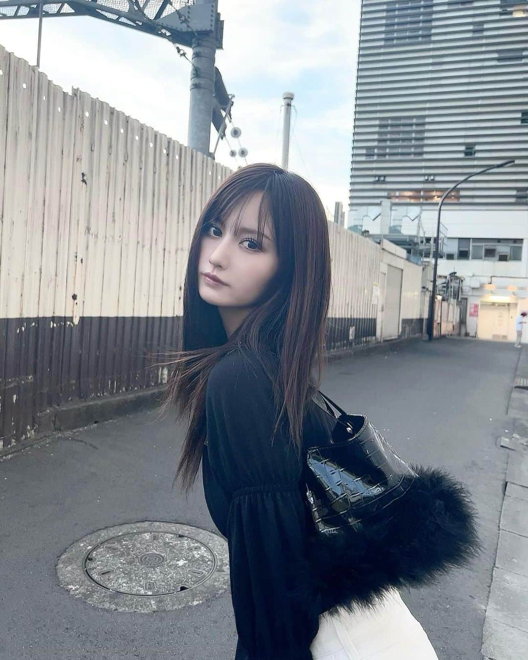 山本望叶さんのインスタグラム写真 - (山本望叶Instagram)「🎼‧⁺ ⊹˚. #ootd #code #コーデ #モノトーンコーデ #emoda #hm #egoist # ...