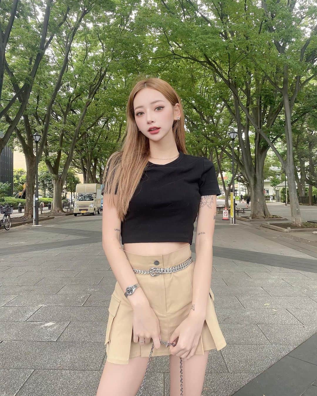 PyunA.(ぴょな)さんのインスタグラム写真 - (PyunA.(ぴょな)Instagram)「この @blondey_official のスカートめっちゃ可愛い🫶🏻形も色も凄くタイプ🤭 ️ ...