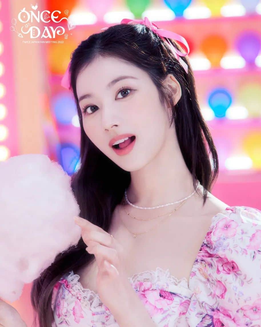 サナさんのインスタグラム写真 - (サナInstagram)「TWICE JAPAN FAN MEETING 2022 "ONCE DAY" TEASER SANA https://www ...