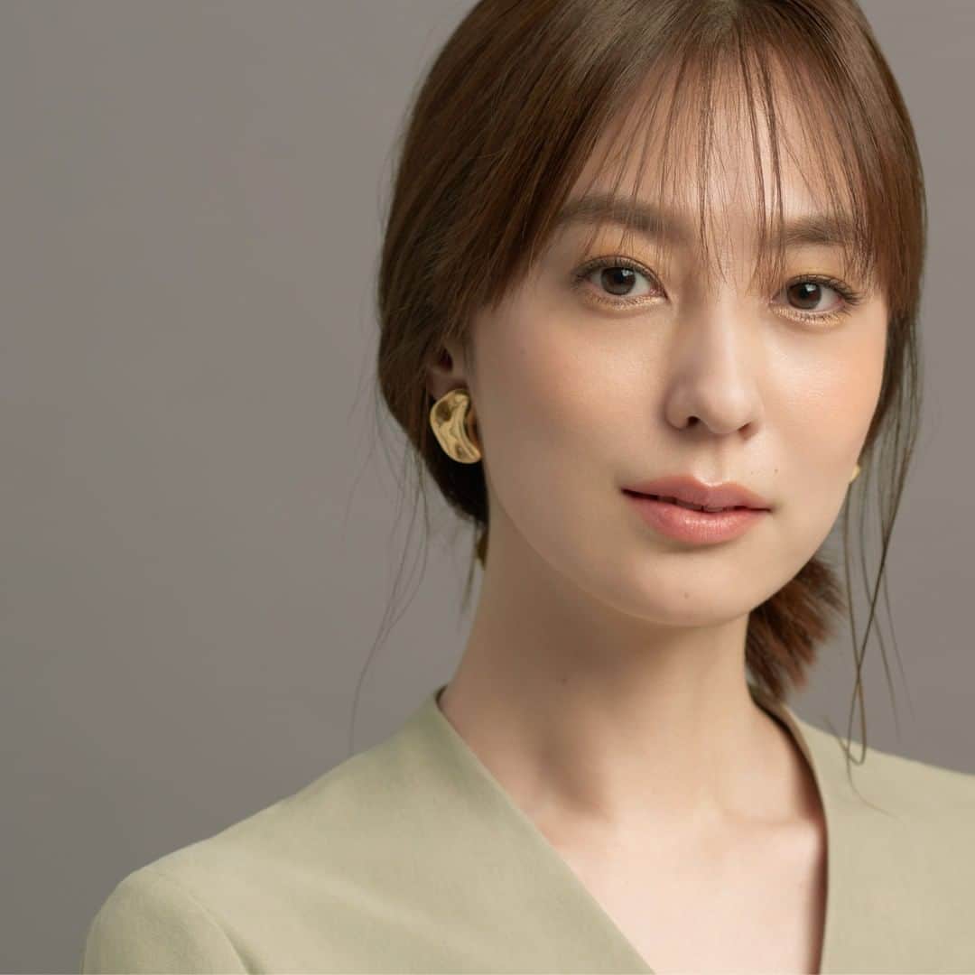 Kesalan Patharanさんのインスタグラム - (Kesalan Patharan@kesalanpatharan_official)