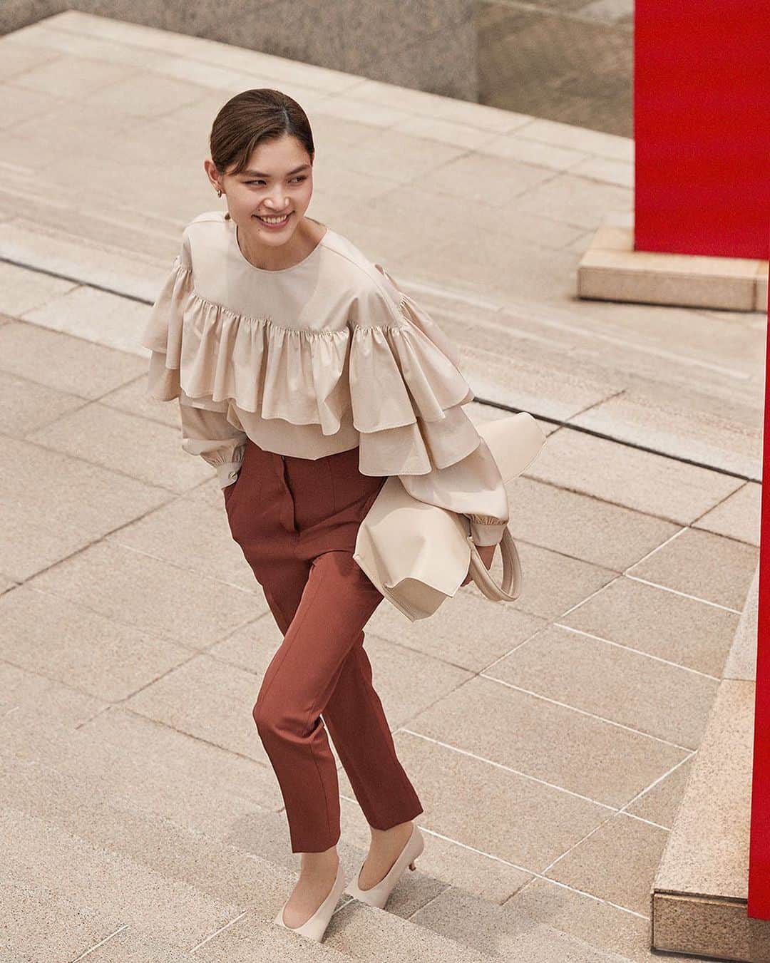 PLST（プラステ）さんのインスタグラム写真 - (PLST（プラステ）Instagram)「"2022 AUTUMN COLLECTION" わたしたちは着る、美しくいられる服を ...