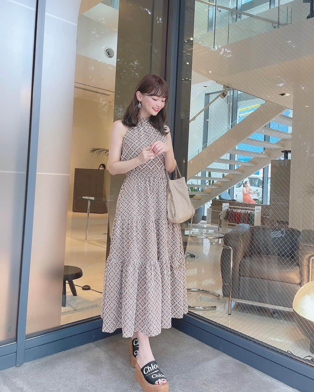 りなてぃさんのインスタグラム写真 - (りなてぃInstagram)「⁡ ⁡ ⁡ 結構前の写真🫣夏が終わる前に ⁡ ⁡ one-piece ...