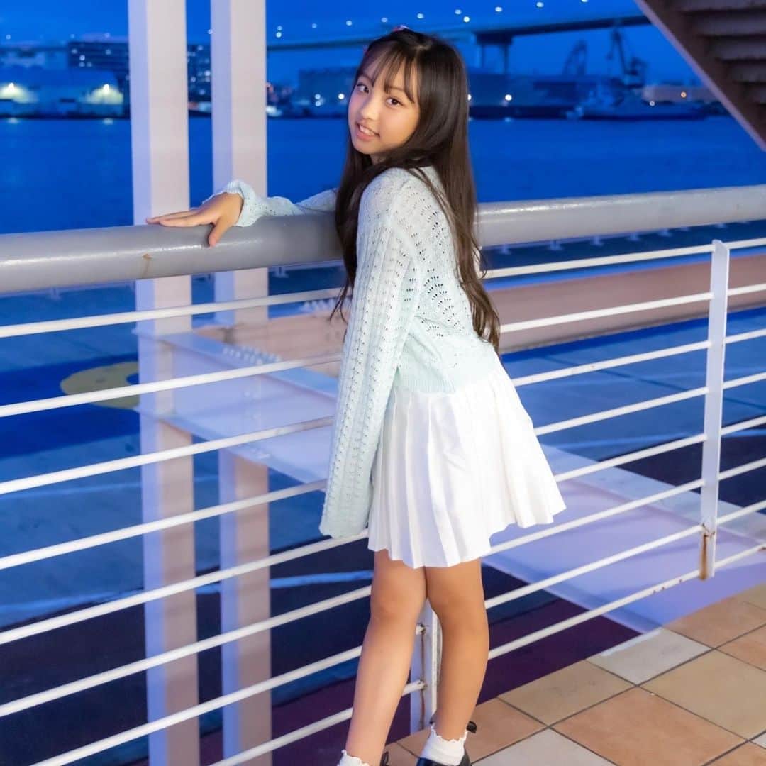 喜島結乃さんのインスタグラム写真 - (喜島結乃Instagram)「♡yuno♡ ㅤㅤㅤㅤㅤㅤㅤㅤㅤㅤㅤㅤㅤ 大阪港⚓︎ 夕日が綺麗 ️ 台風大丈夫だったぁ？🌀 ㅤㅤㅤㅤㅤㅤㅤㅤㅤㅤㅤㅤㅤ ...