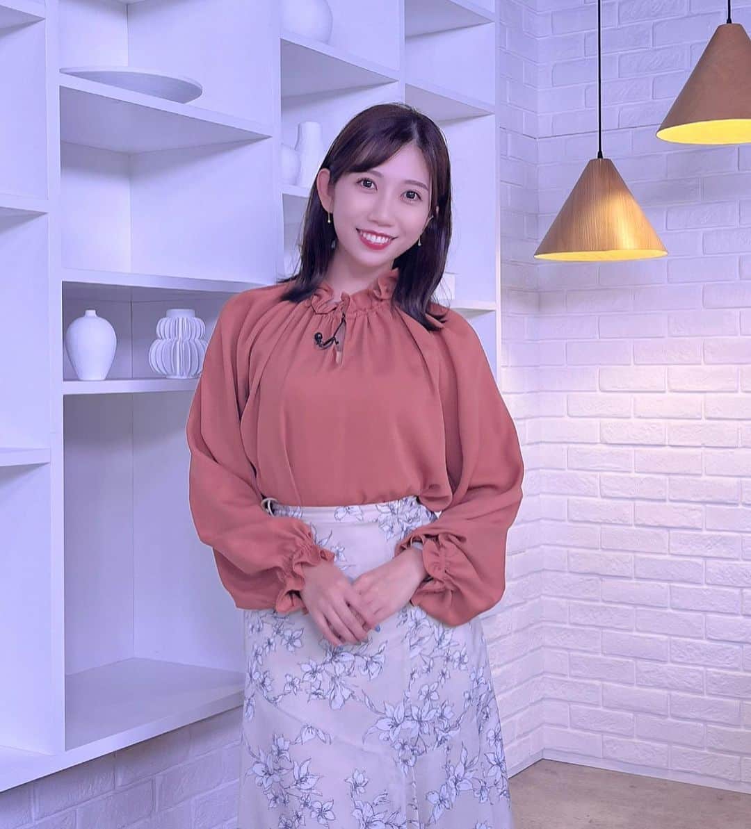 黒田菜月さんのインスタグラム写真 - (黒田菜月Instagram)「 の秋🎃 #TBSニュース #衣装 #ヘアメイク #女子アナ #アナウンサー #女子アナヘア #女子アナメイク #女子アナ ...