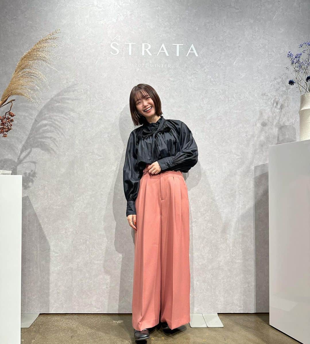 市川美織さんのインスタグラム写真 - (市川美織Instagram)「低身長向けブランドCOHINAさんの姉妹ブランド『STRATA-エストラータ-』( @strata_jp )さんの2022 ...