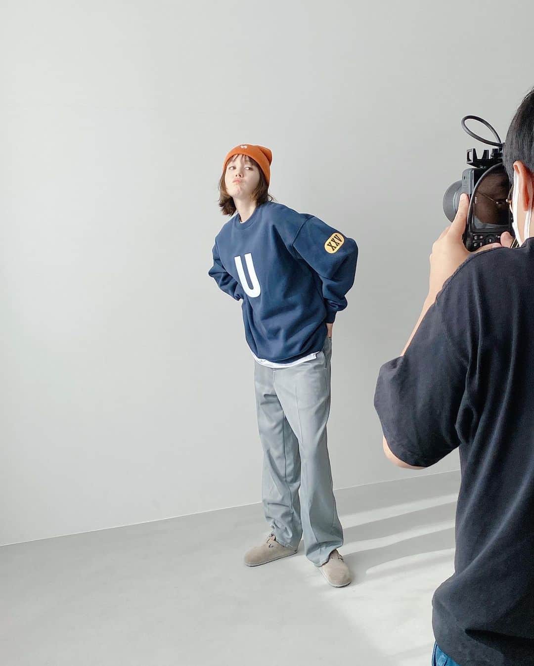 トリンドル玲奈さんのインスタグラム写真 - (トリンドル玲奈Instagram)「@universaloverall_jp のムック本が発売されました🫡 表紙・中ページに出てます ︎ ぜひ♡ ...