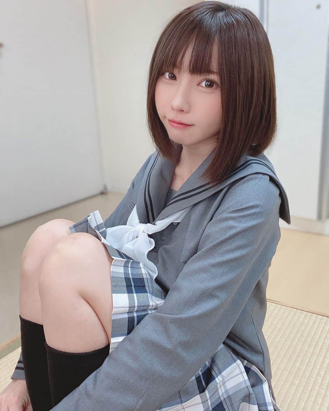 えなこさんのインスタグラム写真 えなこinstagram 「制服のえなこチャン🎶」10月4日 17時46分 Enakorin