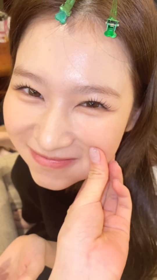 サナさんのインスタグラム動画 - (サナInstagram)「Wait until the end ーーーーーーーーーー Follow > @sana.twice.kr