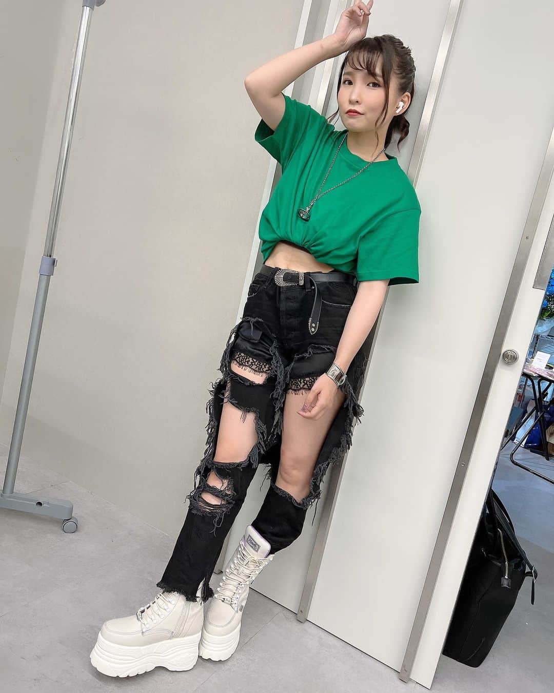 枢木あおいさんのインスタグラム写真 - (枢木あおいInstagram)「つよいおんなになりたい」10月6日 19時02分 - aoi_krrg