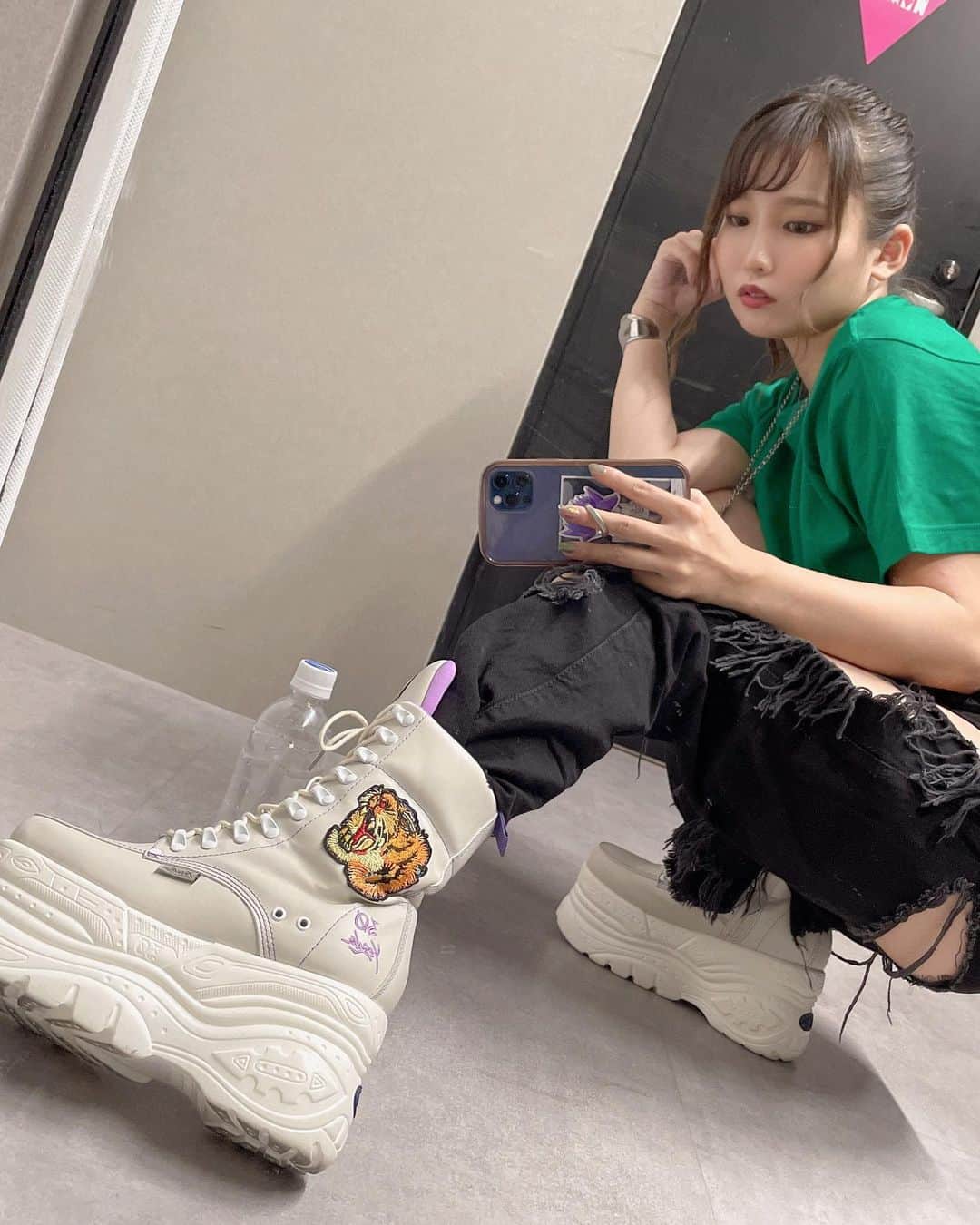 枢木あおいさんのインスタグラム写真 - (枢木あおいInstagram)「つよいおんなになりたい」10月6日 19時02分 - aoi_krrg