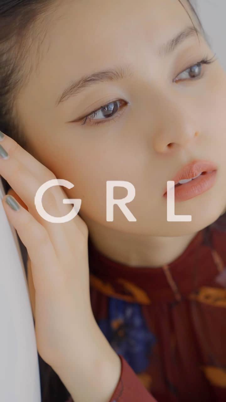 GRLさんのインスタグラム動画 - (GRLInstagram)「齋藤飛鳥さんがアンバサダーとして着こなす グレイルの2022 A/W COLLECTION💕 流行のアイテムが何でも手に入る ...