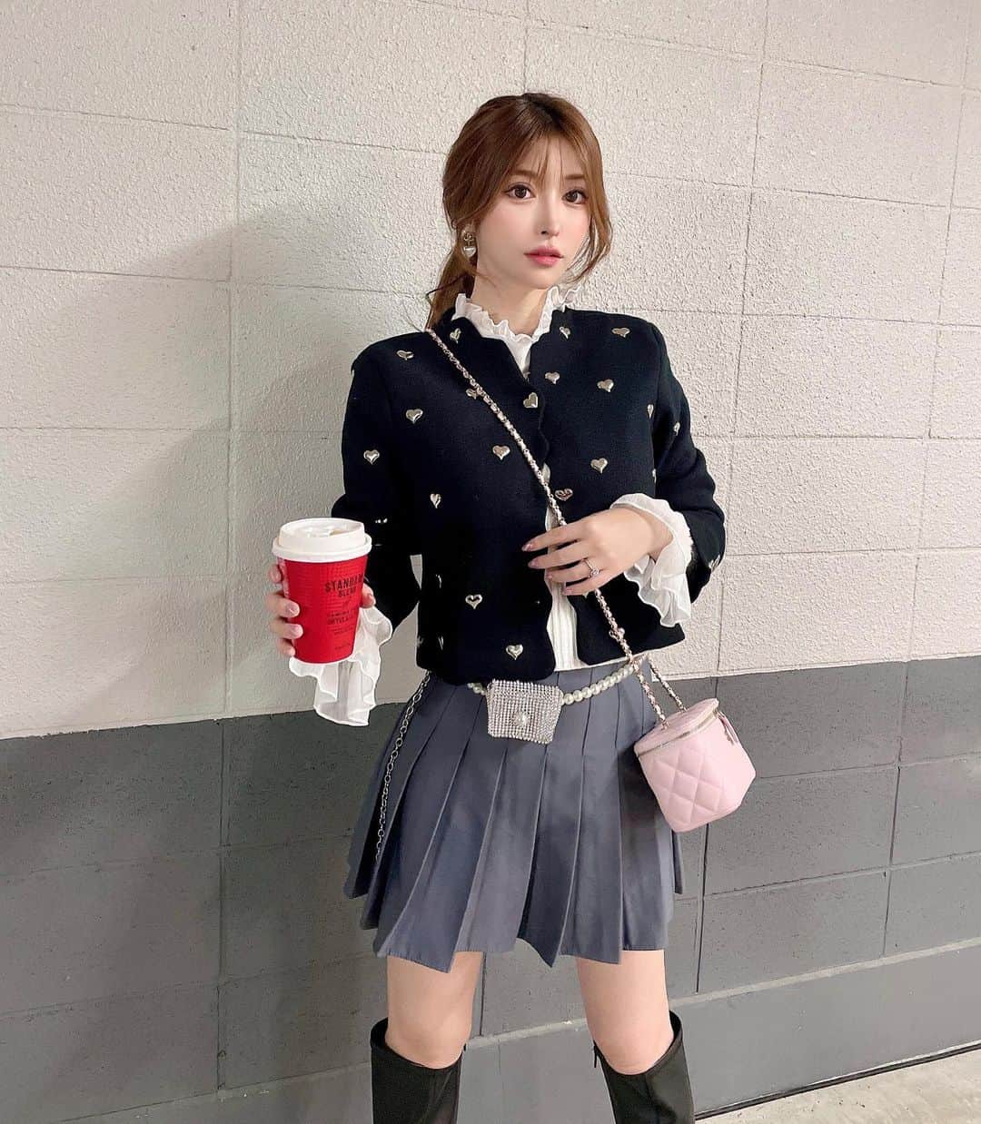 藤咲めいさんのインスタグラム写真 - (藤咲めいInstagram)「寒くなってきたので秋コーデ😚🌰🍁 @select_coco8 さんの ...