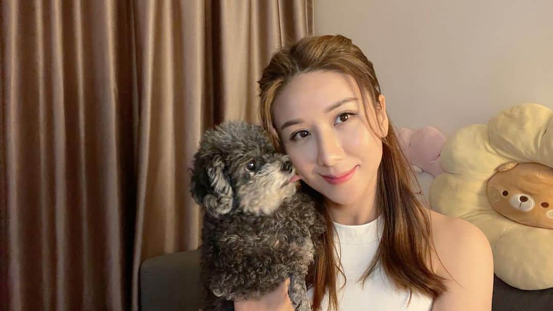 Chloe Yuenさんのインスタグラム写真 - (Chloe YuenInstagram)「LongLong長期做呷醋🐽 我想同chow ...