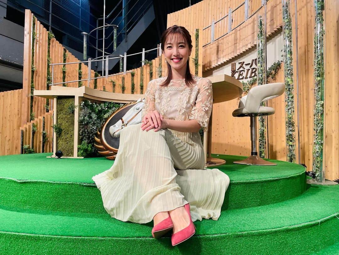 小澤陽子さんのインスタグラム写真 - (小澤陽子Instagram)「👑👑👑 番組冒頭でもお伝えしましたが、 『BSスーパーKEIBA』は今日で5年目を迎えました🥰📺 色んなチャンネルがある中 ...