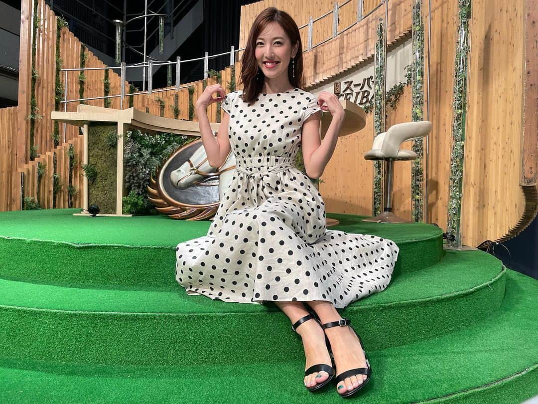 小澤陽子さんのインスタグラム写真 - (小澤陽子Instagram)「👑👑👑 番組冒頭でもお伝えしましたが、 『BSスーパーKEIBA』は今日で5年目を迎えました🥰📺 色んなチャンネルがある中 ...