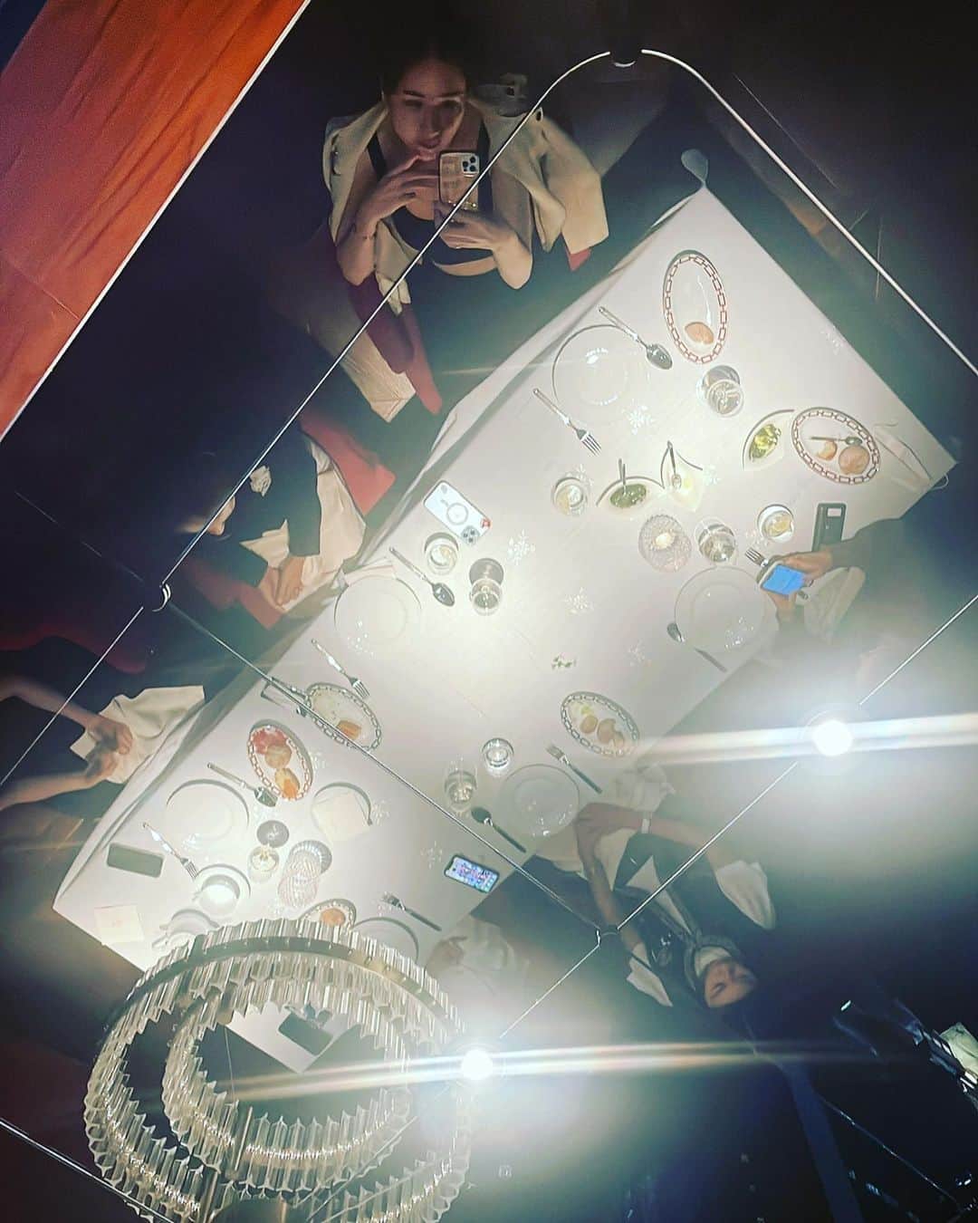 Chloe Yuenさんのインスタグラム写真 - (Chloe YuenInstagram)「Girls night😝 啲嘢食超好味 環境影相 ...