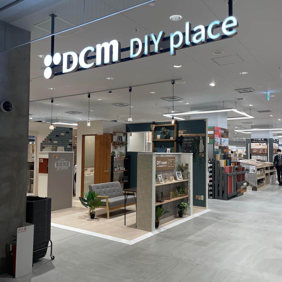 mimiさんのインスタグラム写真 - (mimiInstagram)「恵比寿ガーデンプレイスに DCM初の体験に特化した店舗「DCM DIY place」がオープンしたよ〜🤍🤍 ...