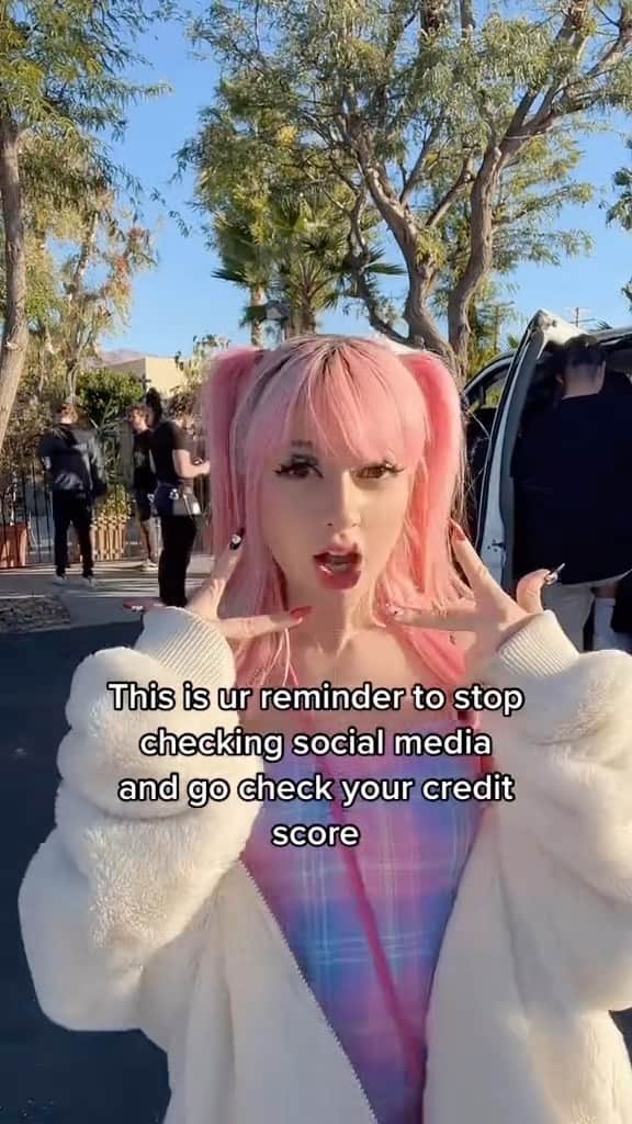 ナタリアなっちゃんさんのインスタグラム動画 - (ナタリアなっちゃんInstagram)「Thank me later 💕 #reels # ...