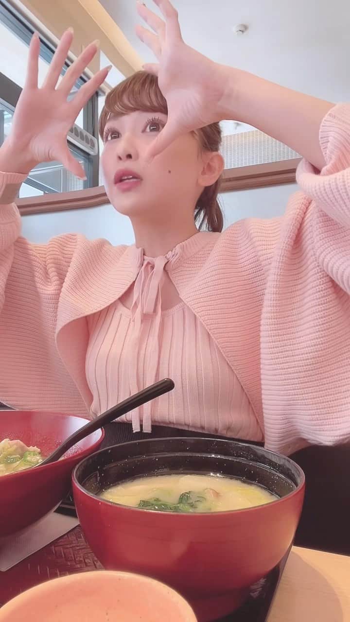りなてぃさんのインスタグラム動画 りなてぃinstagram 「なんか色々笑う🤓 なにを伝えようとしてるのか、何言ってるのか当てて🫶🏻