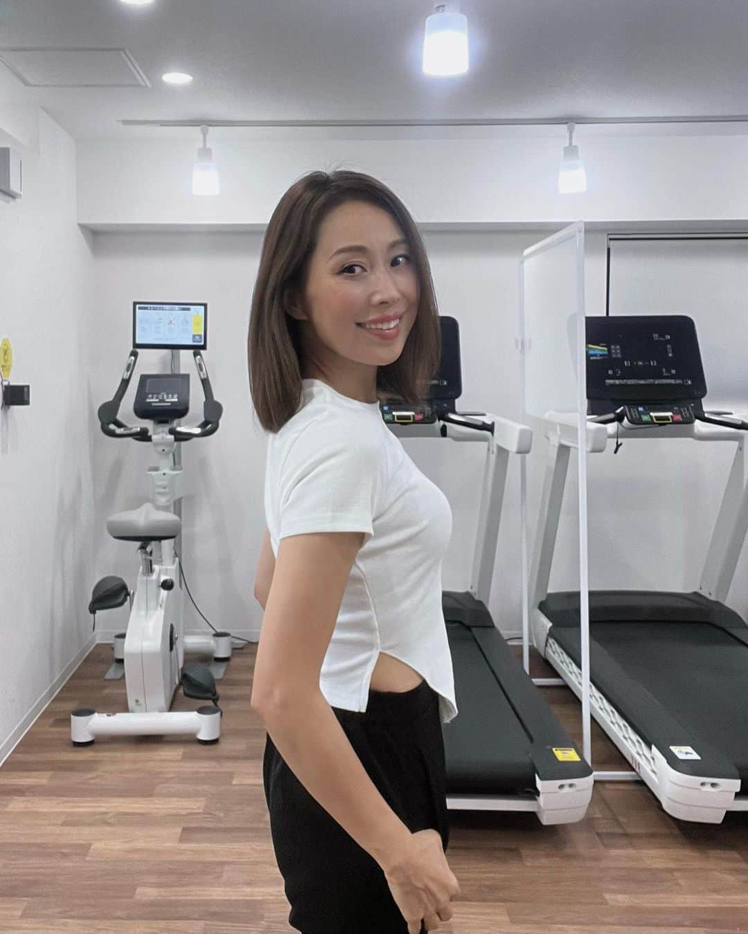 宮田綾子さんのインスタグラム写真 - (宮田綾子Instagram)「←50歳 美容 今話題の『チョコザップ』体験してきました RIZAP監修の24時間好きな時に好きな店舗で使えるコンビニジム ...