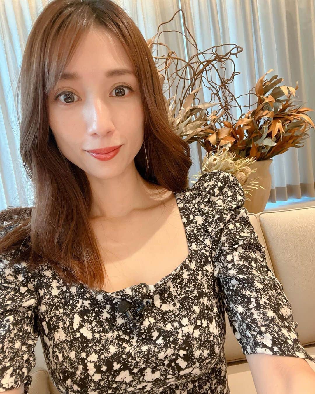 広瀬未花さんのインスタグラム写真 - (広瀬未花Instagram)「明日10/28(金)21:00〜 ボナベンチュラ公式インスタアカウントから インスタライブをします😊💓 前回はボナ ...