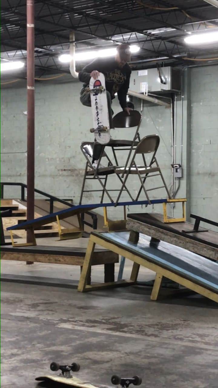 Skate Crunch (OG)さんのインスタグラム動画 - (Skate Crunch (OG)Instagram)「Didn't ...