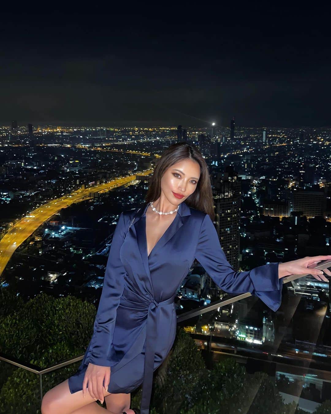 MIKAさんのインスタグラム写真 - (MIKAInstagram)「⠀ ฝันดี 🌙 In Bangkok last month xx ...