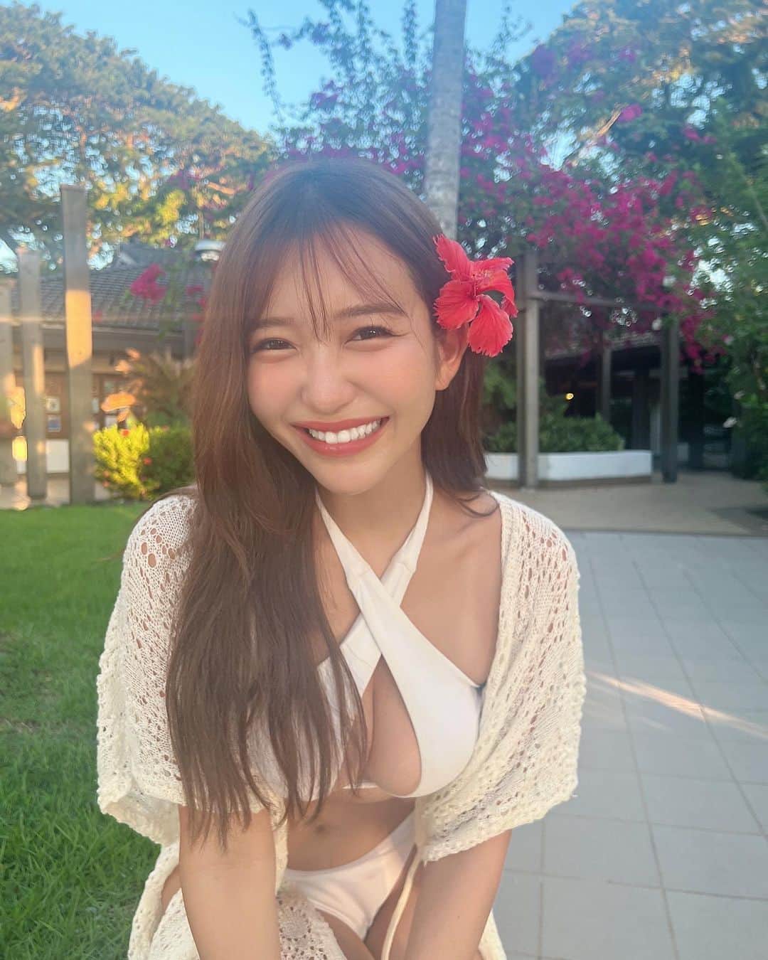 COCOさんのインスタグラム写真 - (COCOInstagram)「夏が恋しい…🌺 11月24日~29日 @burlesque_ts 出演中 12月7日 @official ...